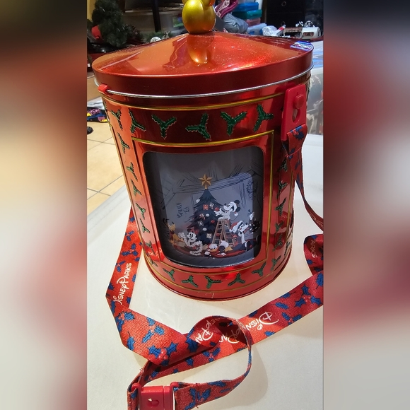 Disney | Holiday | Mickey And Minnie Mouse Popcorn Tin | Poshmark